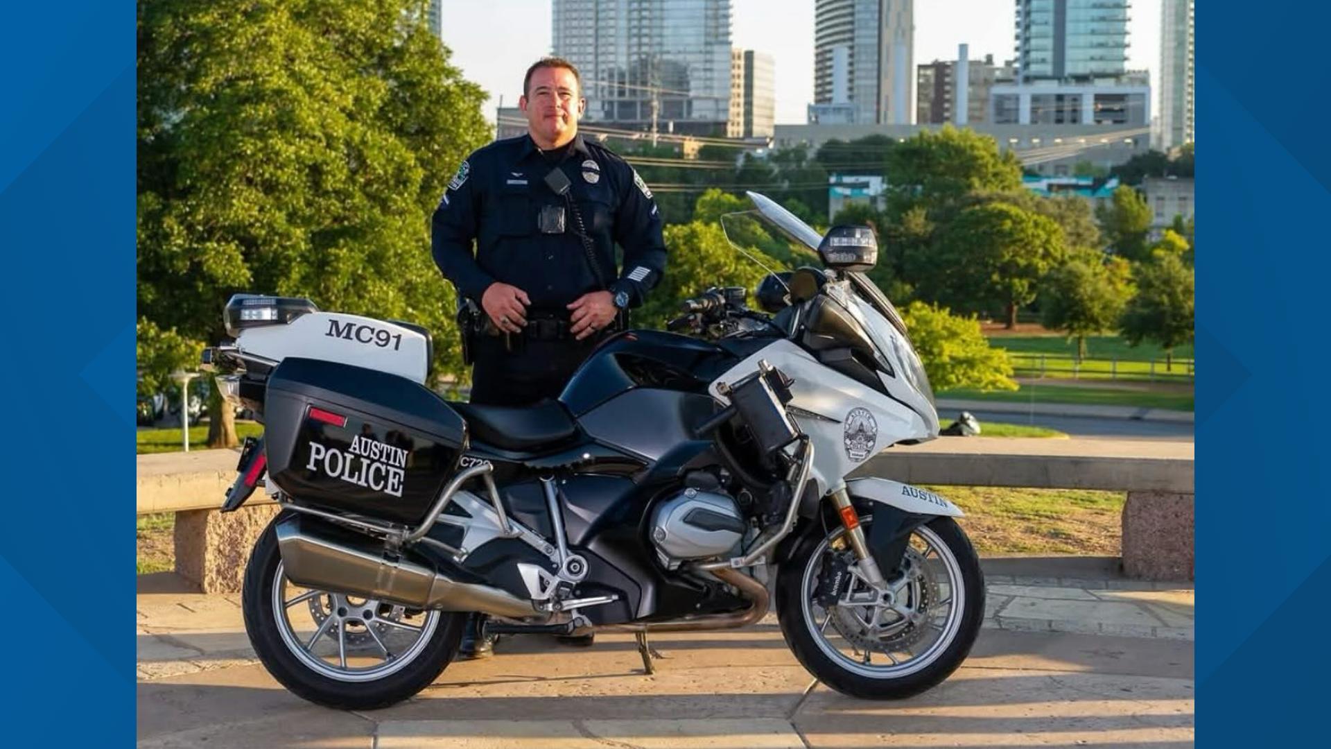 Texas lawmakers honor off-duty Austin officer killed in motorcycle crash | kvue.com