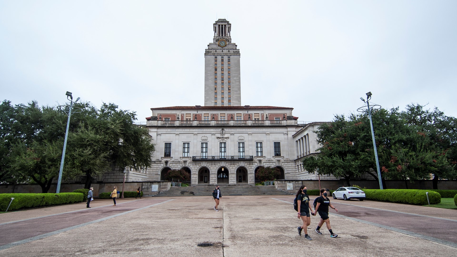 UT Austin grows in enrollment, graduation and application rates | kvue.com