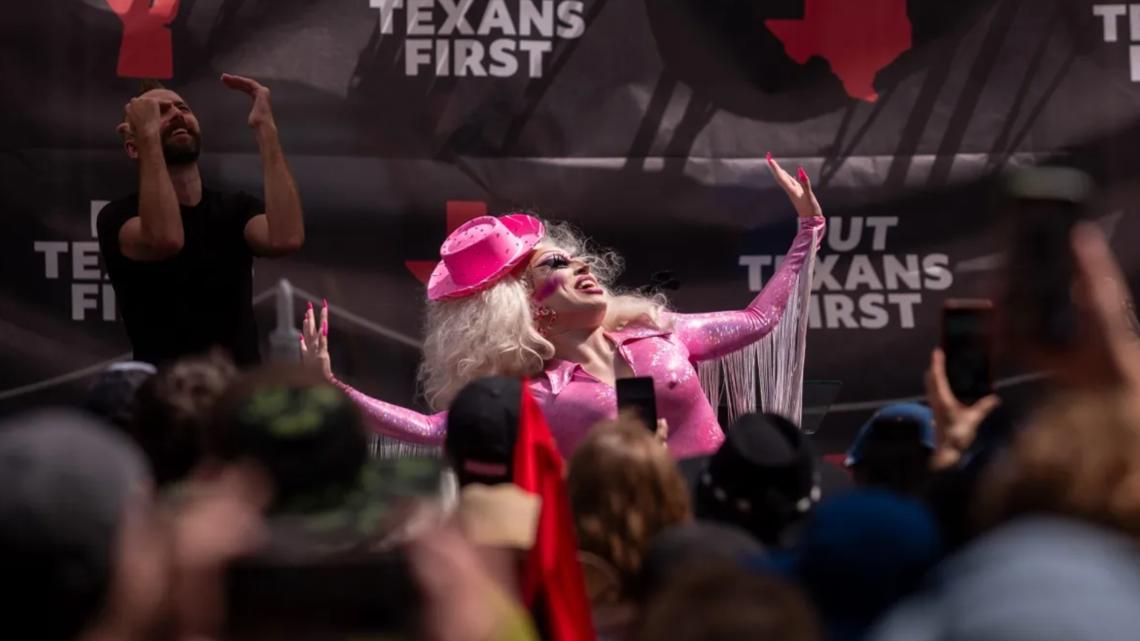 Appeals court clears way for Texas drag ban to take effect in March ...