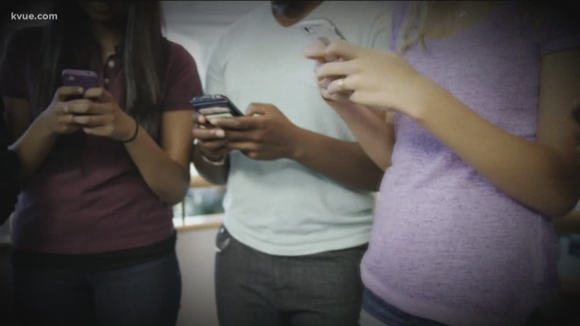 Obesity linked to excessive phone use: Study | kvue.com