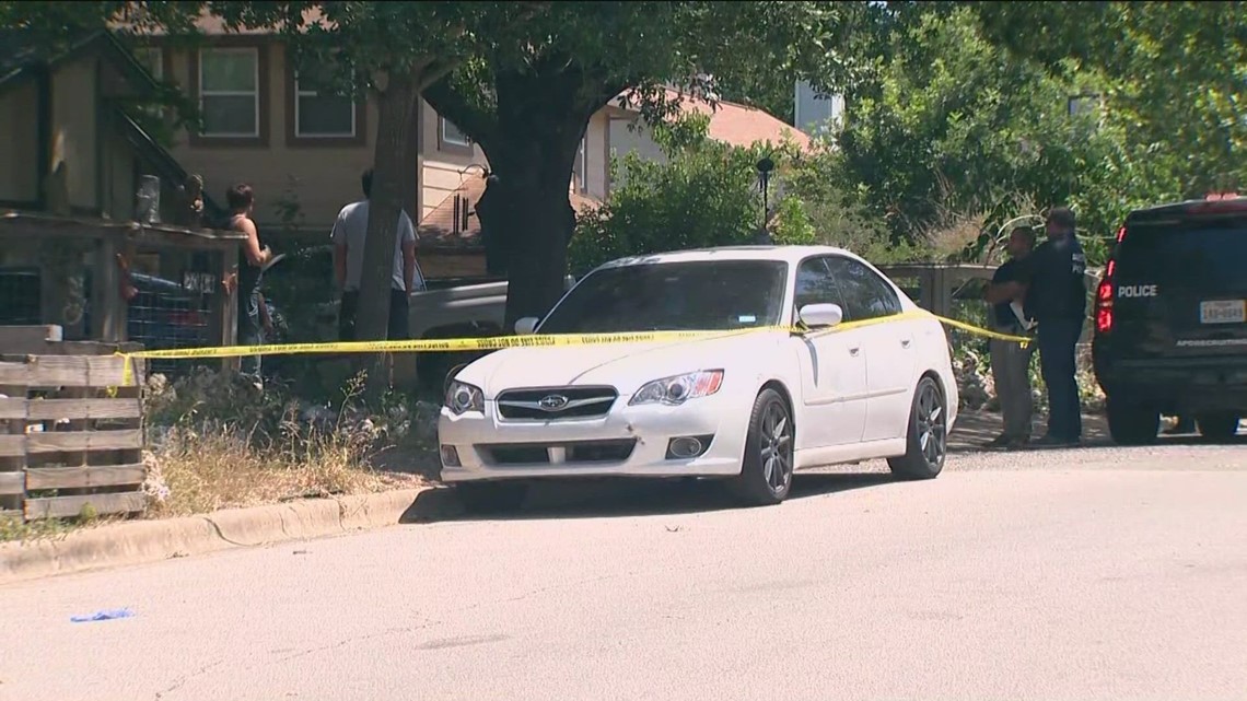 Southeast Austin stabbing lands one person in the hospital | kvue.com