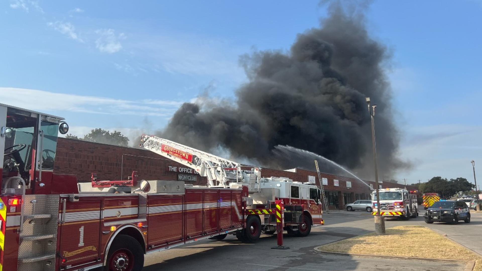 Fire crews battle structure fire in Georgetown, Texas, Wednesday | kvue.com