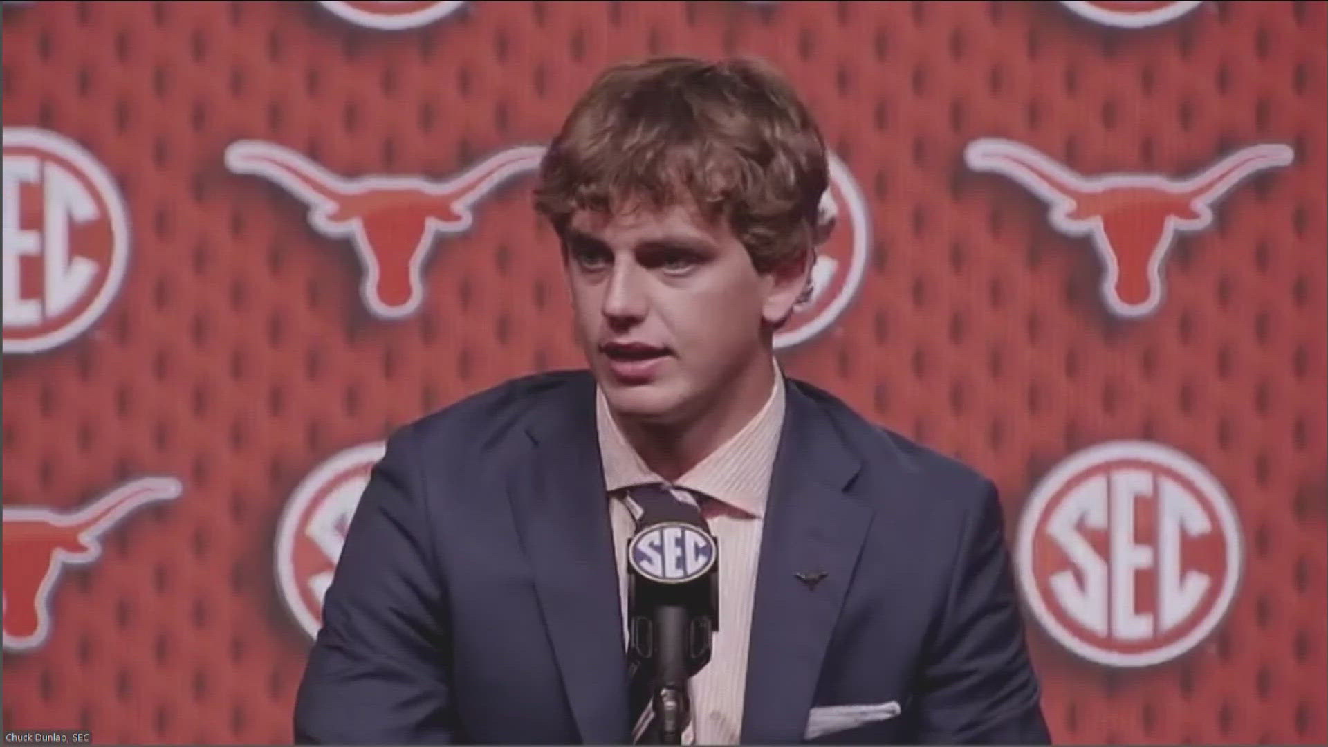 Arch Manning displaying leadership style | kvue.com