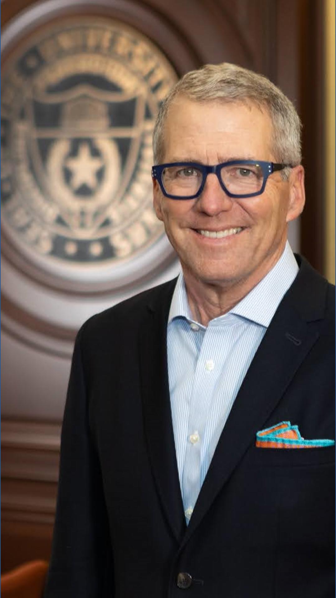 UT chancellor leaving for same role in California | kvue.com