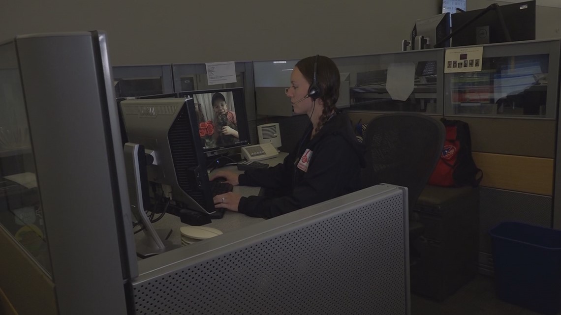 Dispatchers, 911 operators reflect on the job | kvue.com