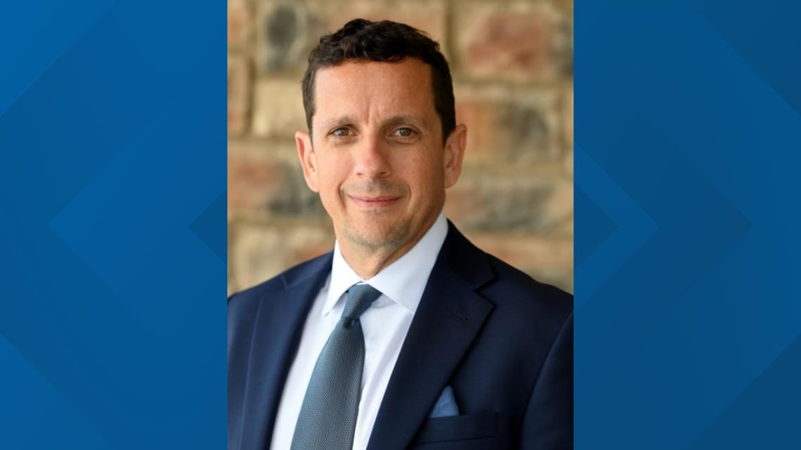 Leander ISD names lone finalist for superintendent role | kvue.com