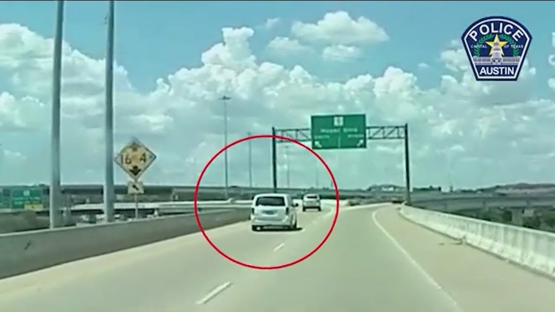 Austin police looking to identity minivan driver involved in crash with ...