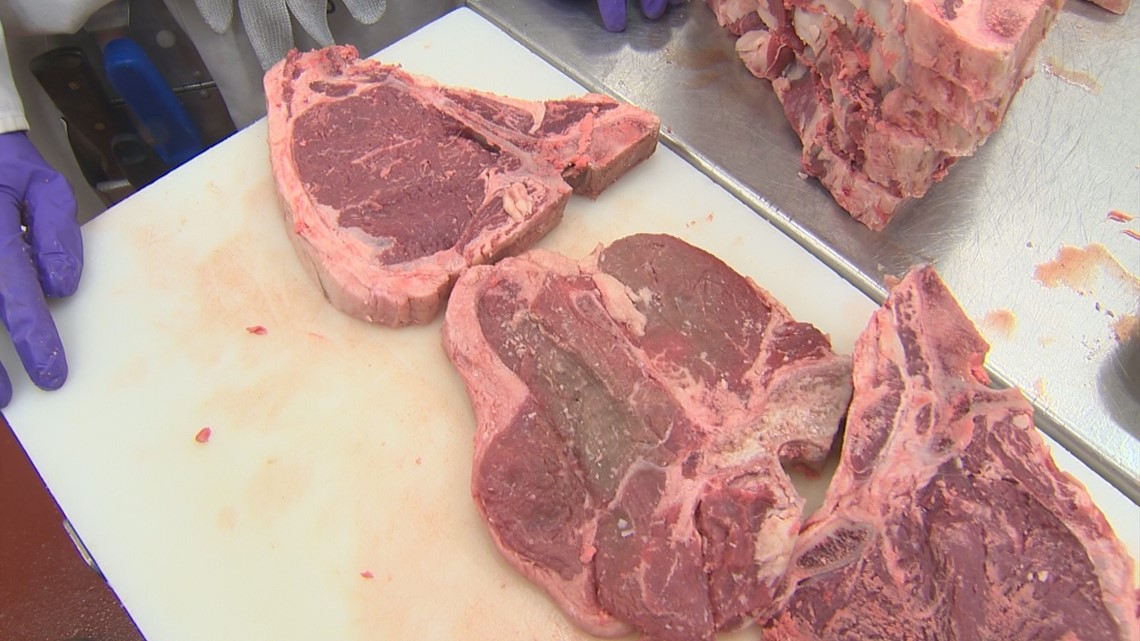 Butcher class at Florence HS teaching students how to cut and sell meat ...