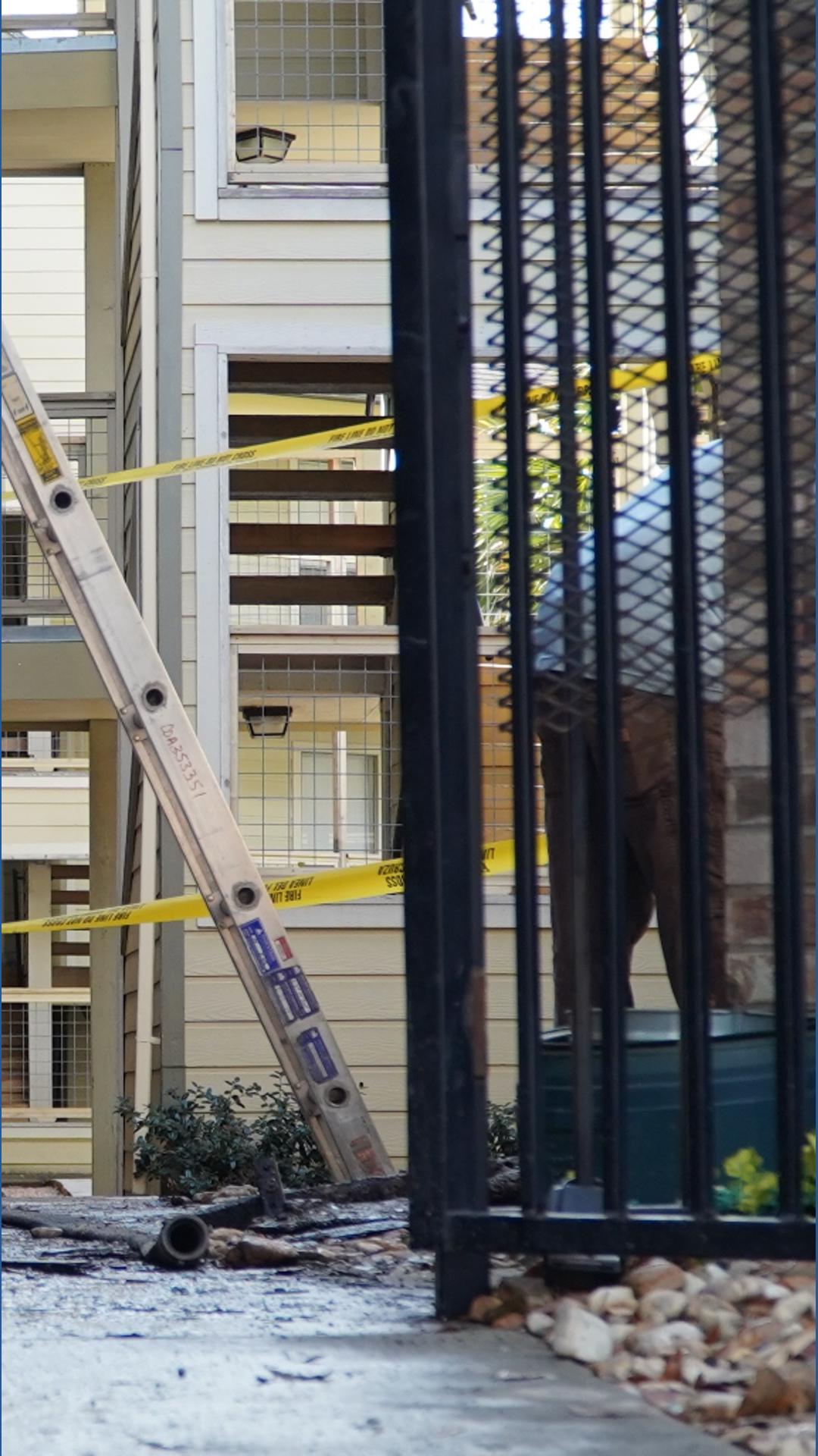 3 children dead, 4 people injured in southeast Austin apartment fire ...