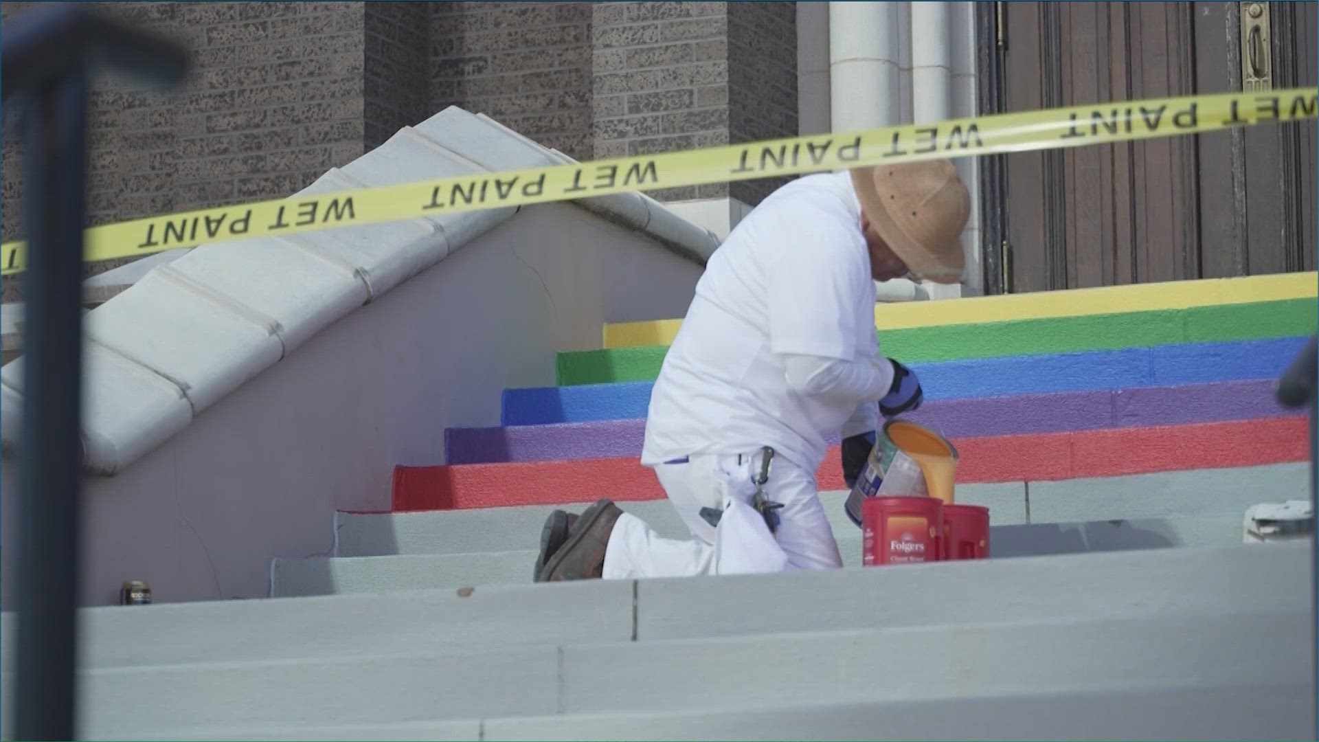Dallas church painting steps rainbow after Gov. Abbott's order on ...