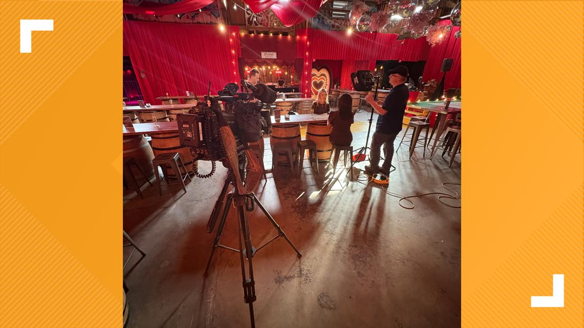 Broadway Sing-Along Bar opens in Austin on June 6 | kvue.com