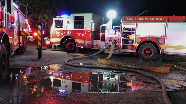 Brush fire reported in southeast Austin, AFD says | kvue.com