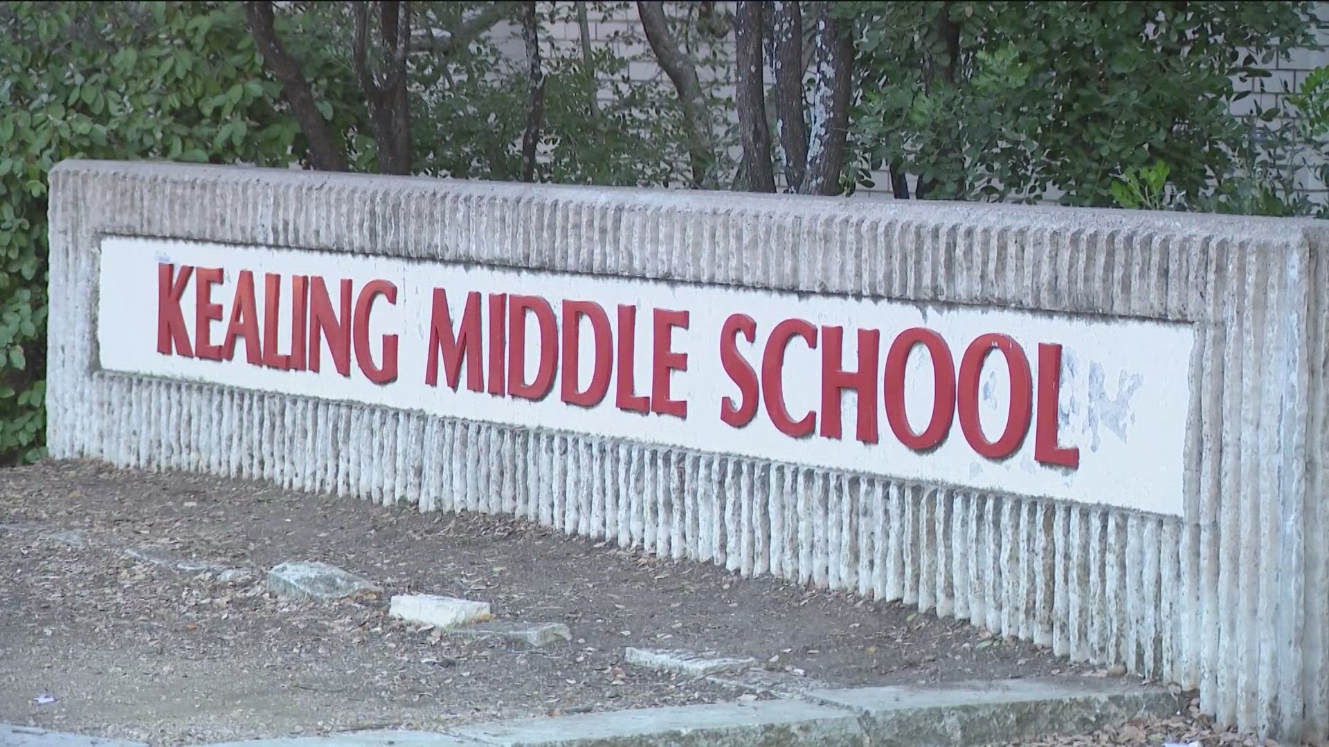 Kealing Middle School parents voice concerns after 100 students report ...