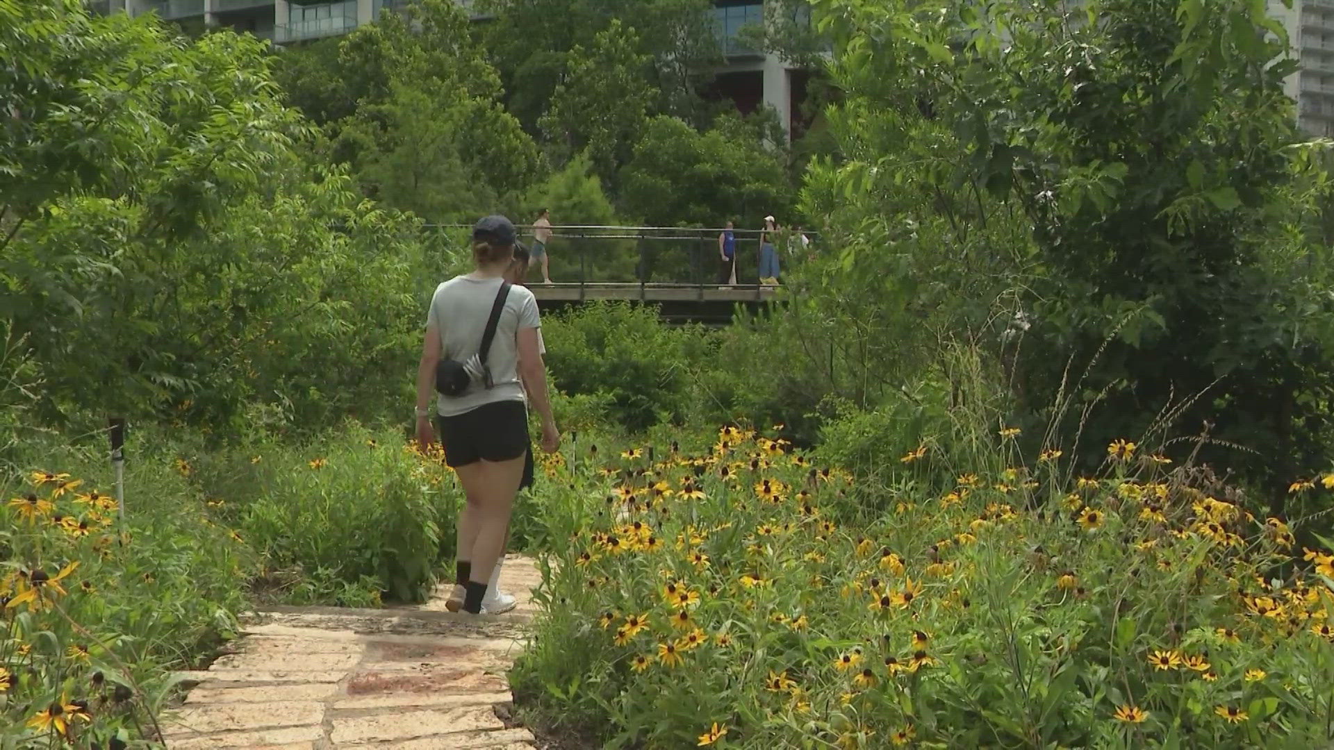 Austinites enjoying new trail in downtown, The Confluence | kvue.com