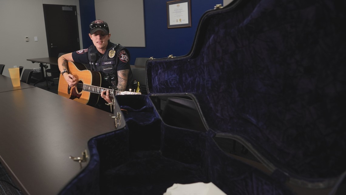 Cedar Park police officer uses music to connect with others | kvue.com