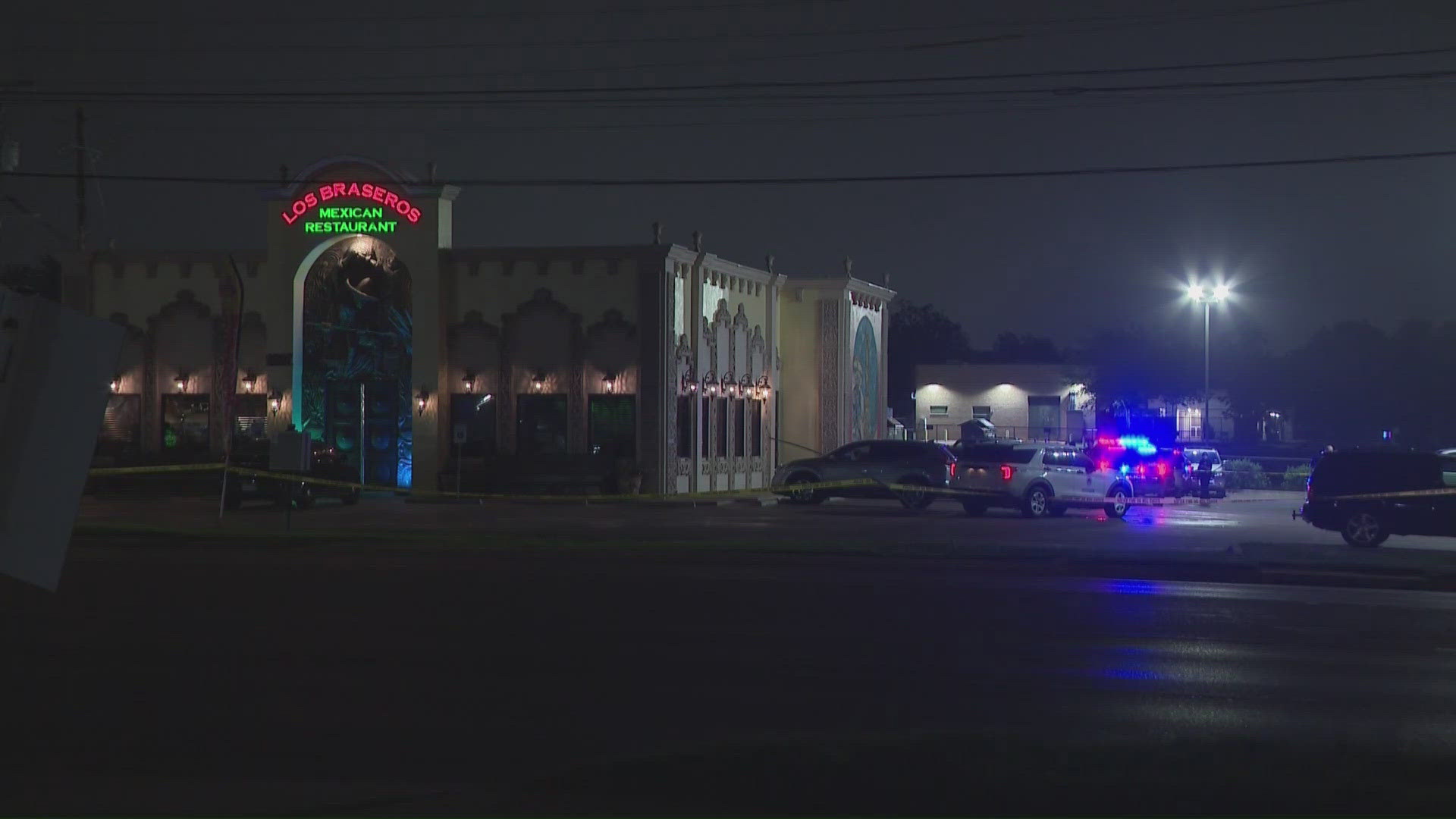 Man shot, killed outside North Austin Mexican restaurant after ...