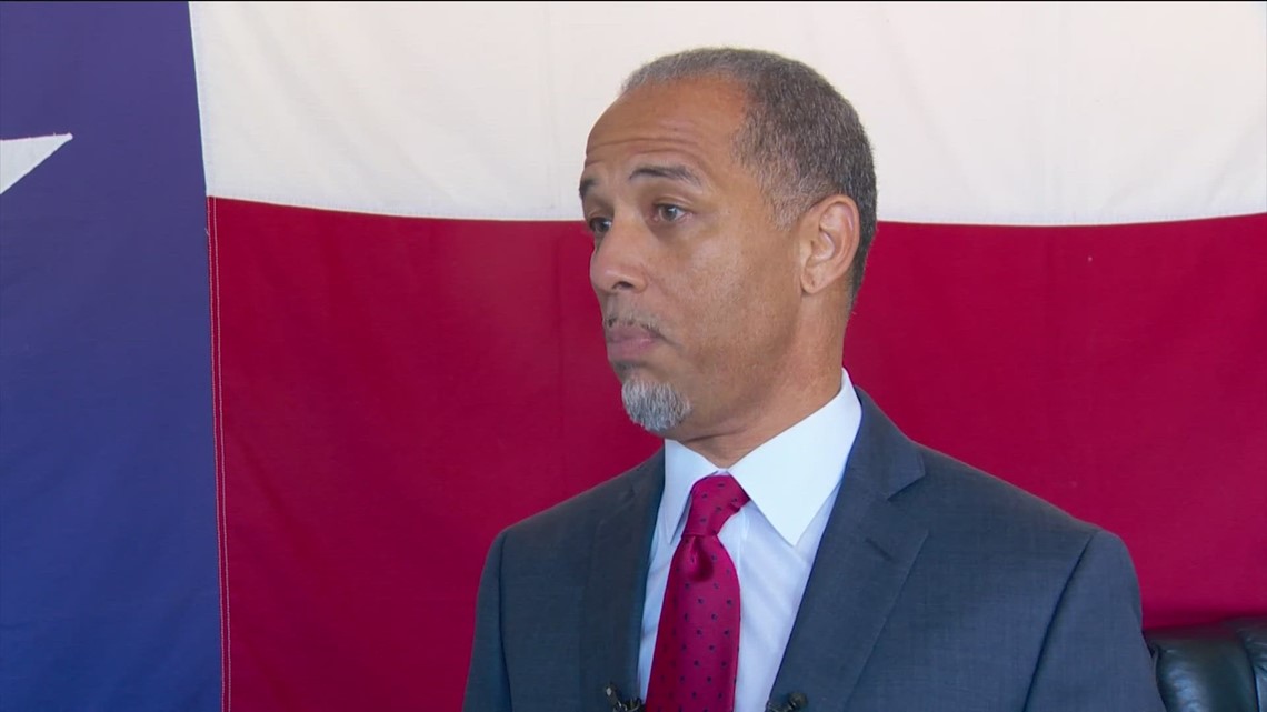 Special prosecutor will handle case of Austin police officer accused of ...