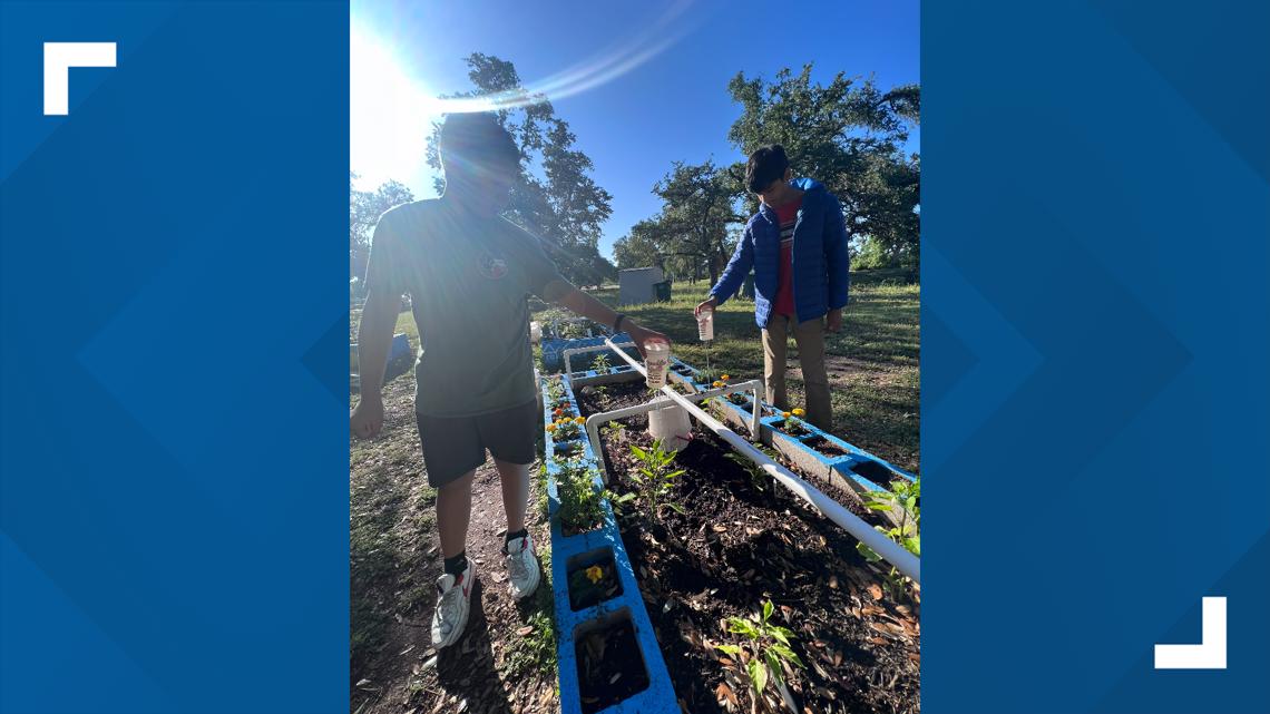 PHOTOS: Pearson Ranch Middle School students learn about Earth in ...