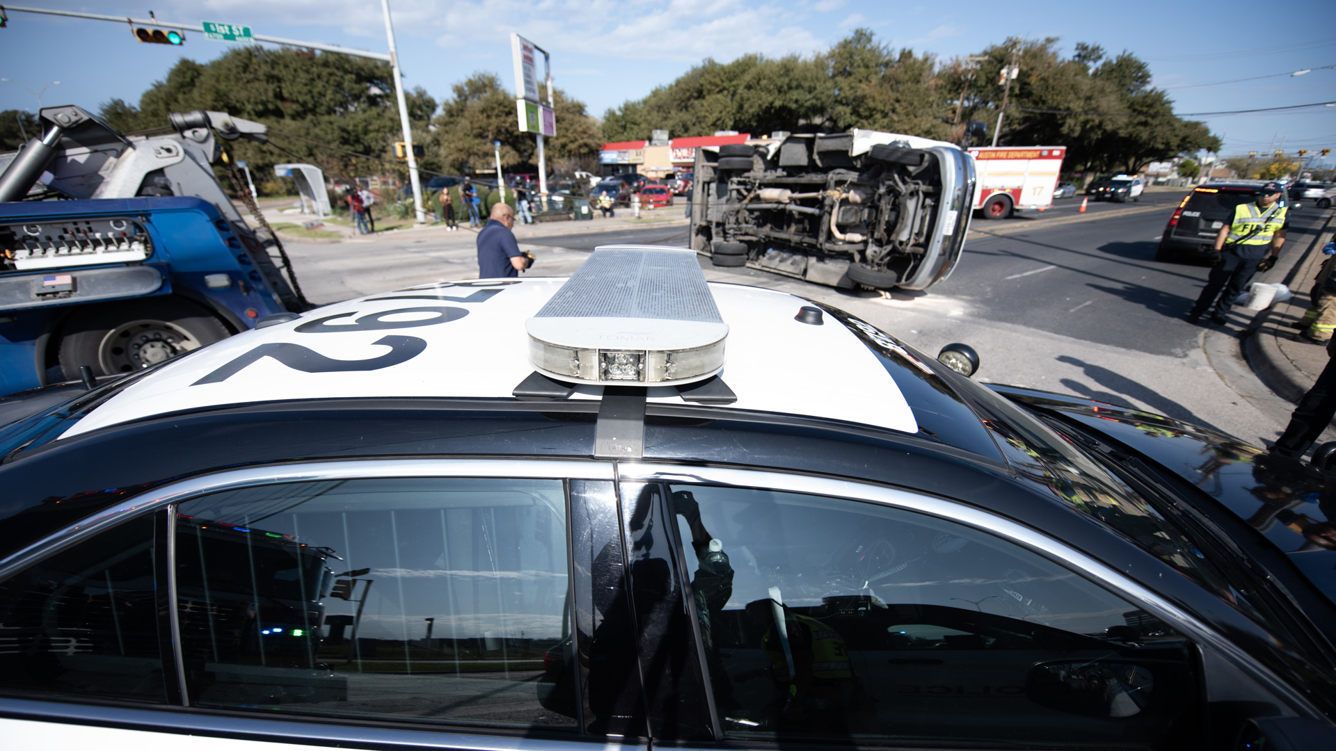 CapMetro Access van rolls over in South Austin, causing traffic delays ...