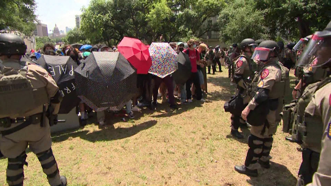 San Marcos man facing felony gun charge after UT protest | kvue.com