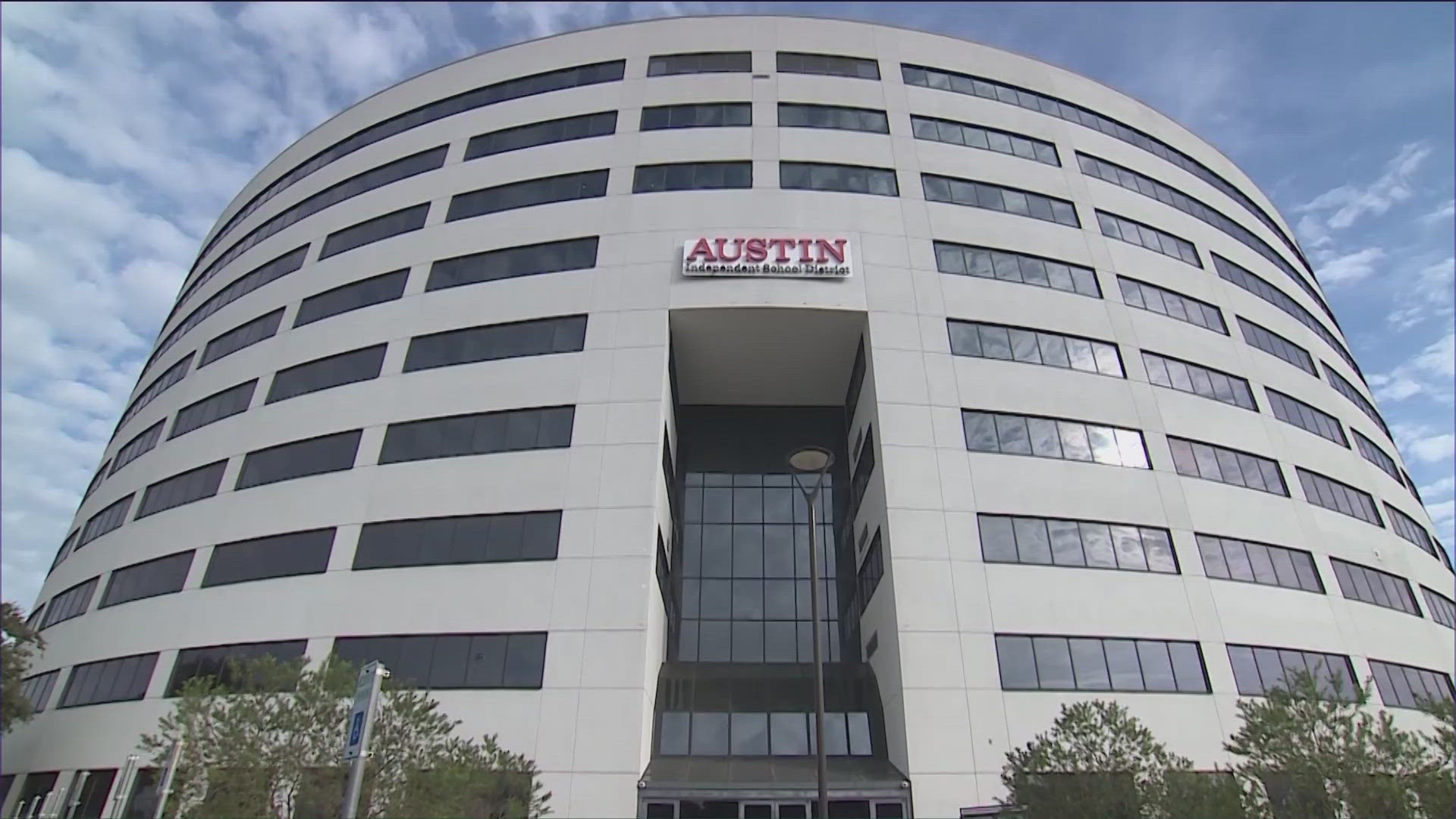 Austin ISD aims to close 13 schools in consolidation effort | kvue.com