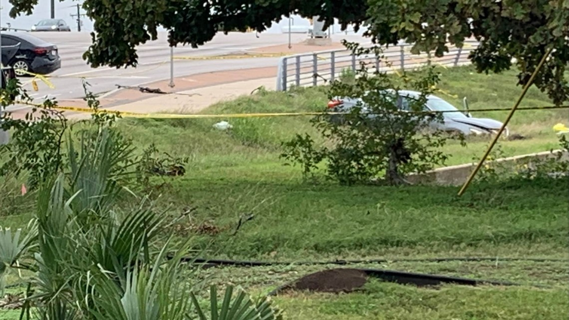 Texas DPS trooper shoots, kills woman at Round Rock Cracker Barrel ...