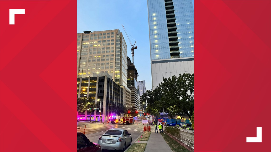 Man climbs Downtown Austin crane; first responders get him down | kvue.com
