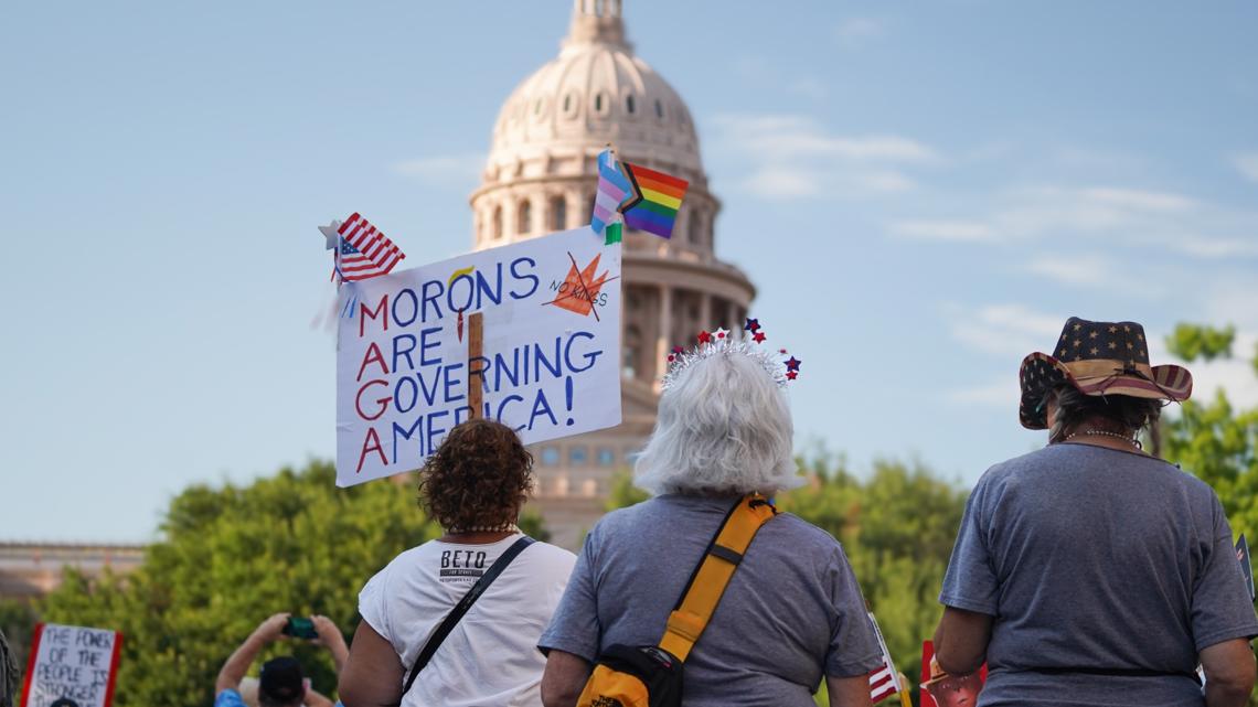 Austin protest: Thousands gather for 'No Kings' protests | kvue.com