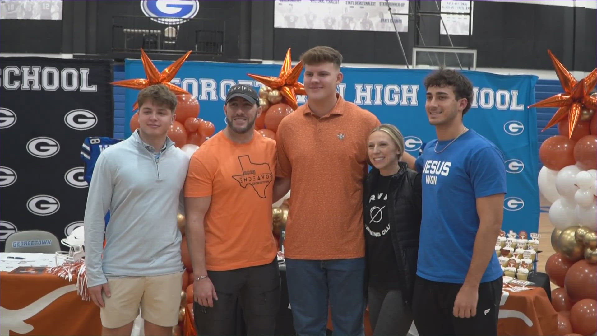 Texas Longhorns sign multiple 5-star recruits on Early Signing Day ...