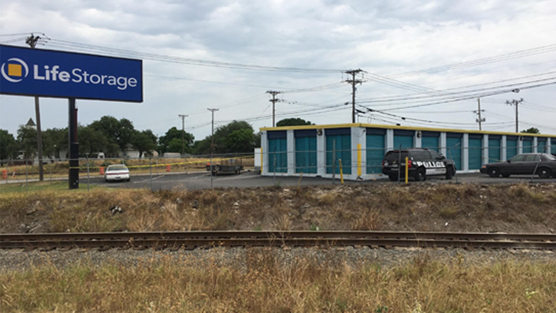 Man killed wife in Round Rock storage unit when she refused to get back ...