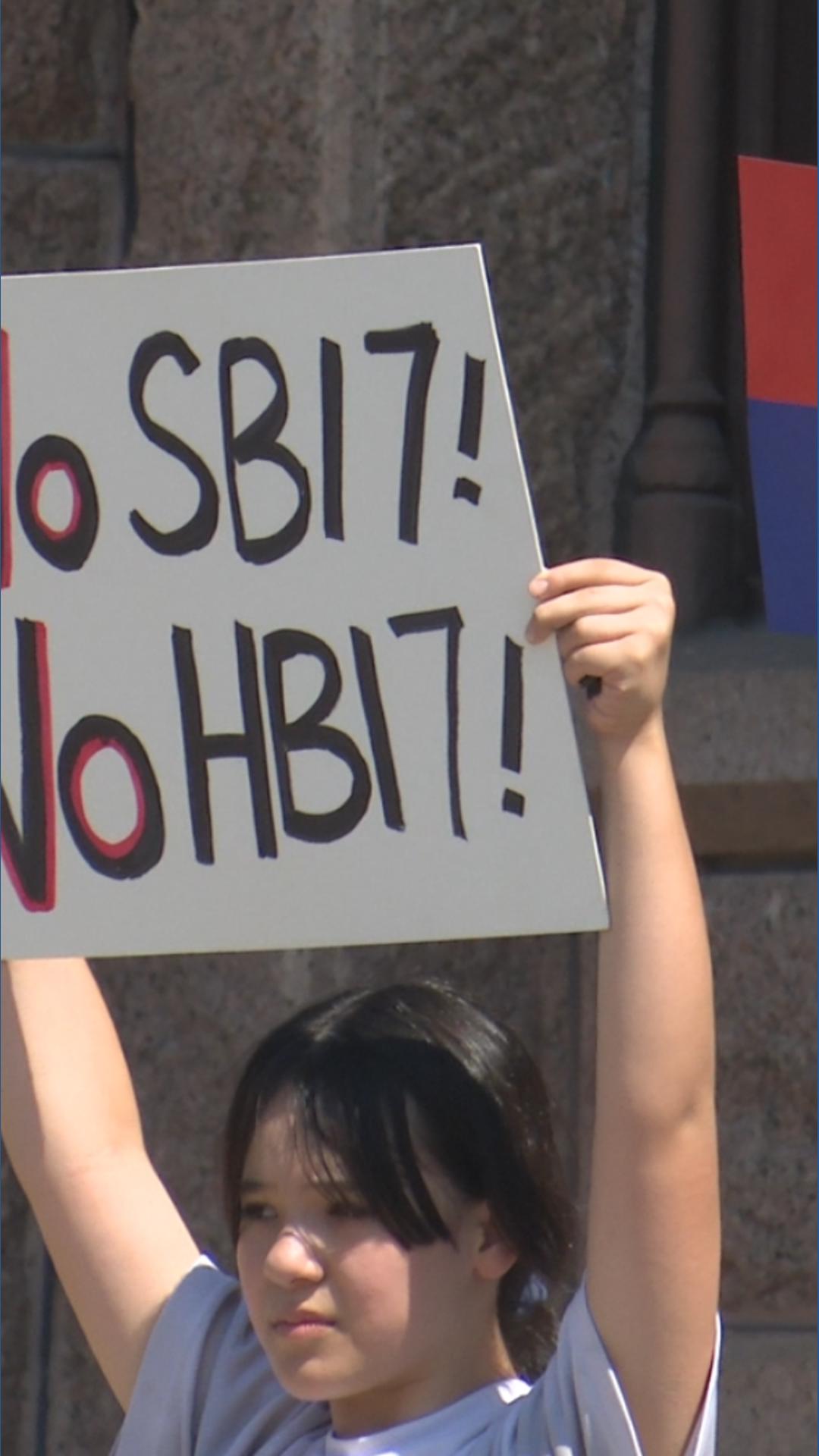 Hundreds protest Texas land sales ban bill at Capitol | kvue.com