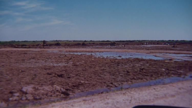 First responders reflect on recovery efforts during 1997 Jarrell ...