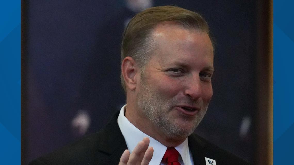 New Williamson County Judge Steven Snell sworn in | kvue.com