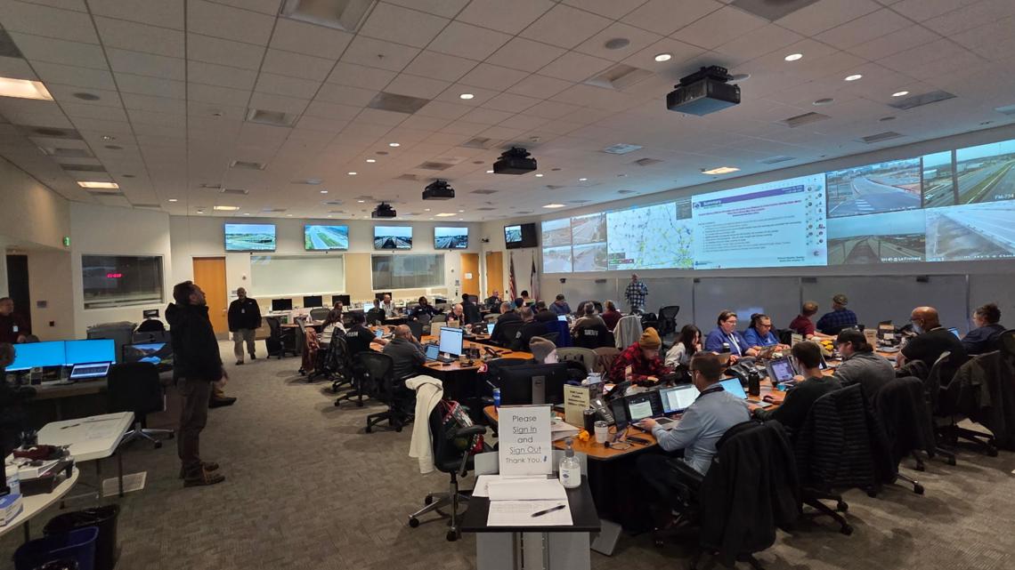 Austin-Travis County leaders provide winter weather update during press conference | kvue.com