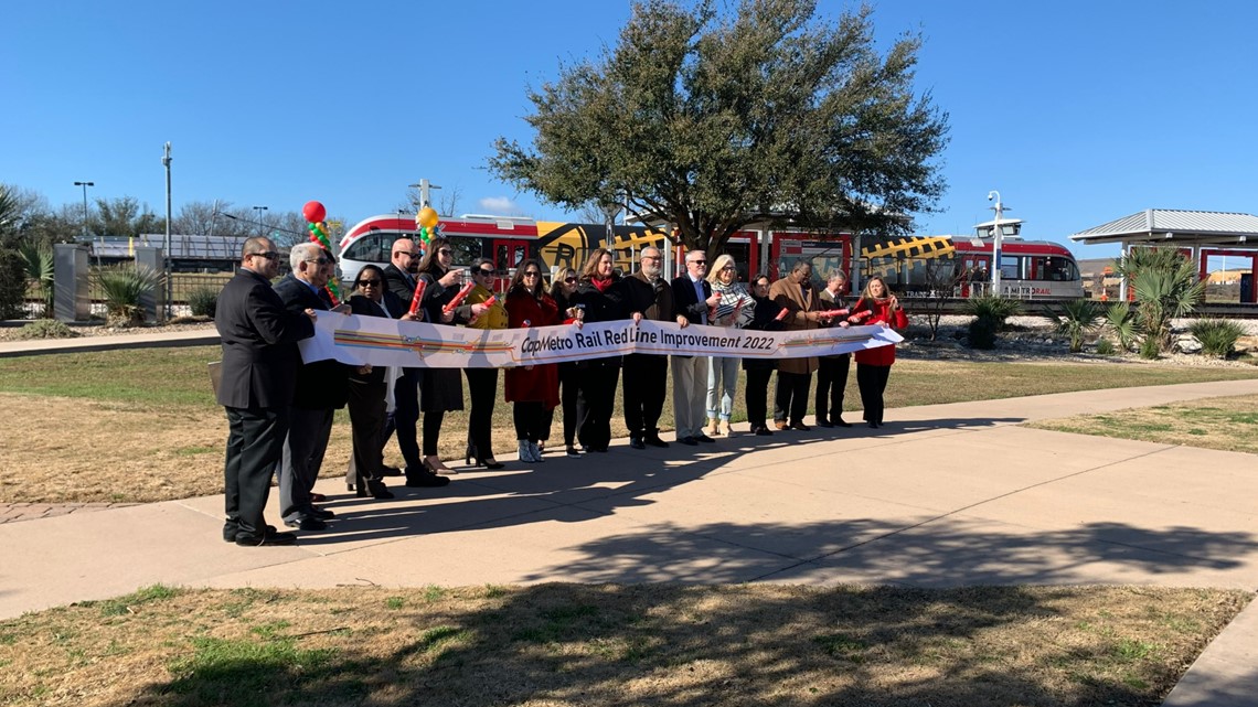CapMetro celebrates completion of additional train tracks from Leander ...