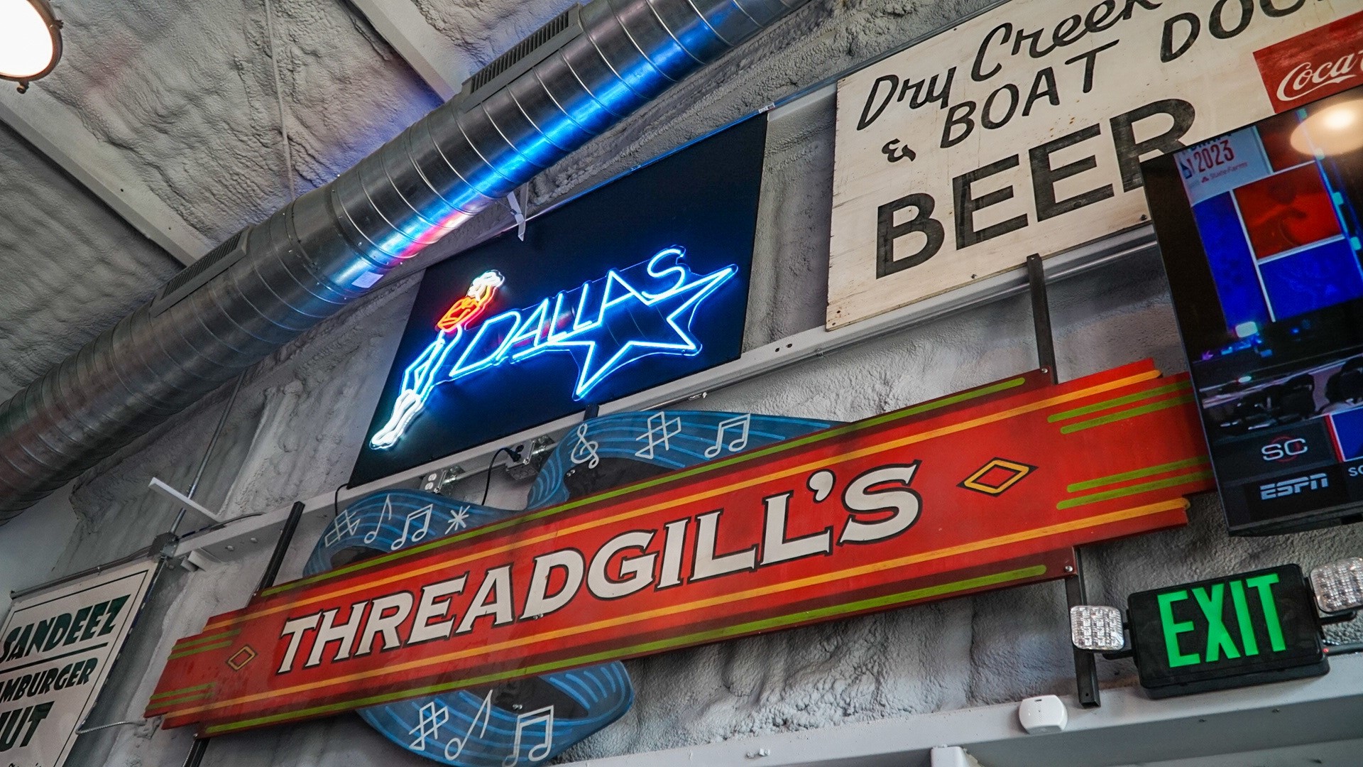 Austin, Texas bar decorates with signs from closed businesses | kvue.com