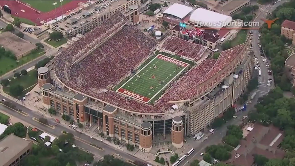 Texas Longhorns celebrate 100 years at DKR | kvue.com