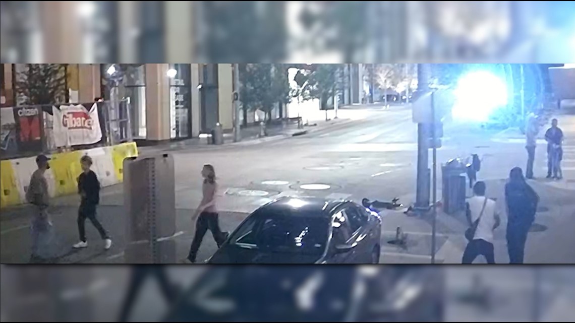 Austin police asking for help identifying stabbing suspects | kvue.com