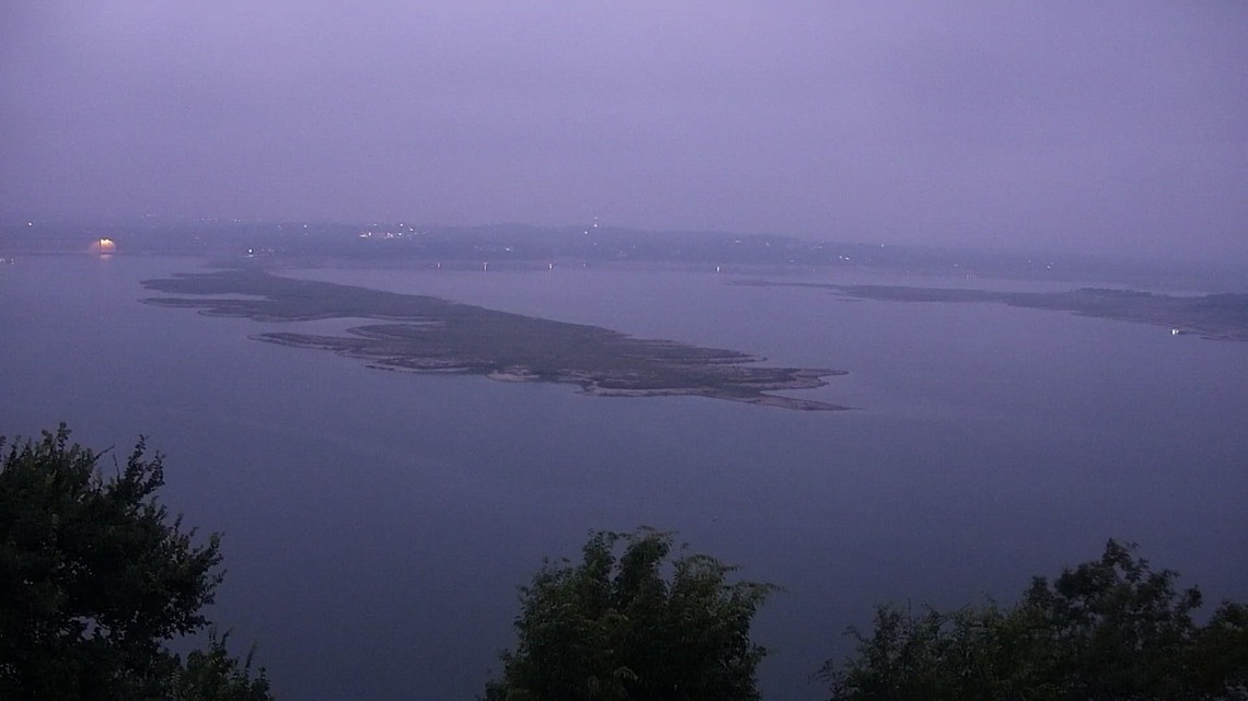Low water levels recorded at Lake Travis this Memorial Day | kvue.com