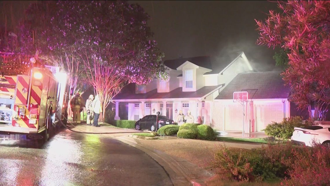 Lightning causes several fires across Central Texas Saturday morning ...