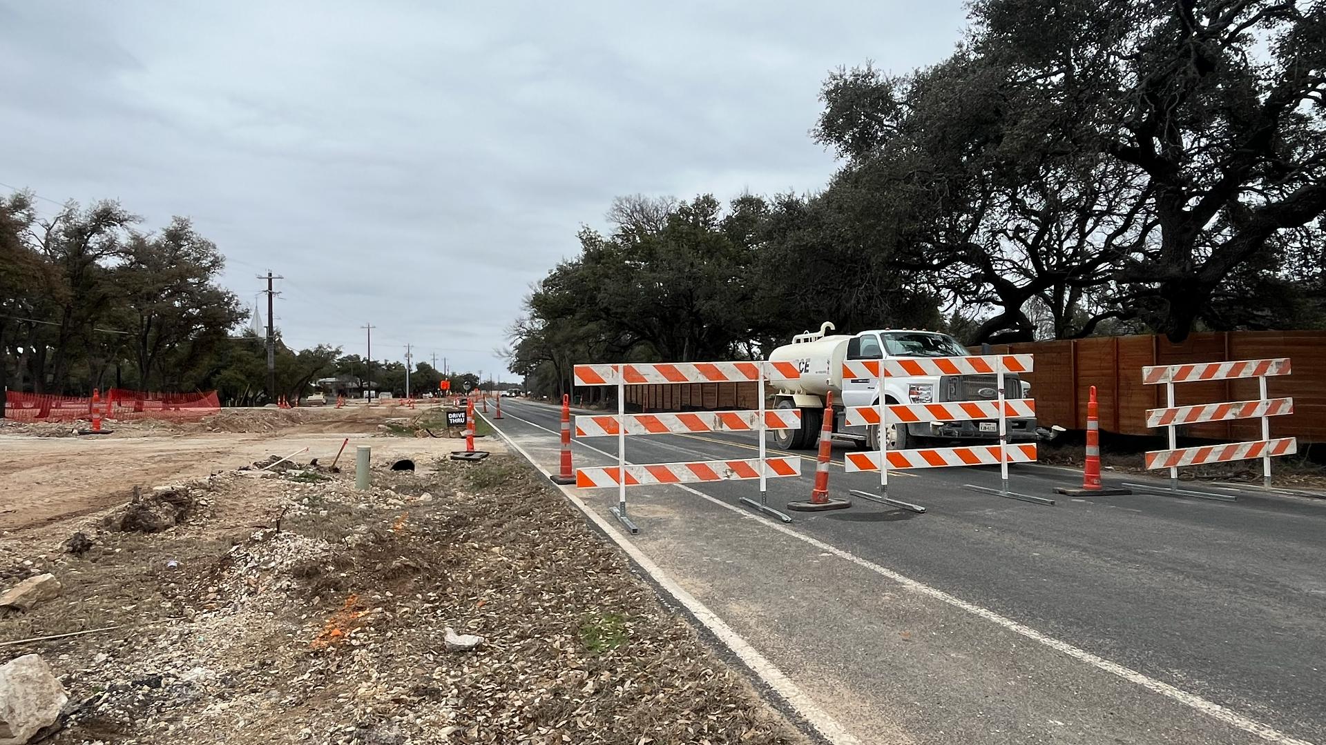 Sam Bass Road in Round Rock, Texas, closed after natural gas leak ...