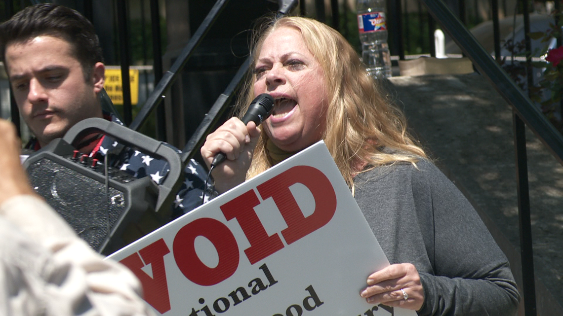 Protesters rally in Downtown Austin to reopen economy | kvue.com