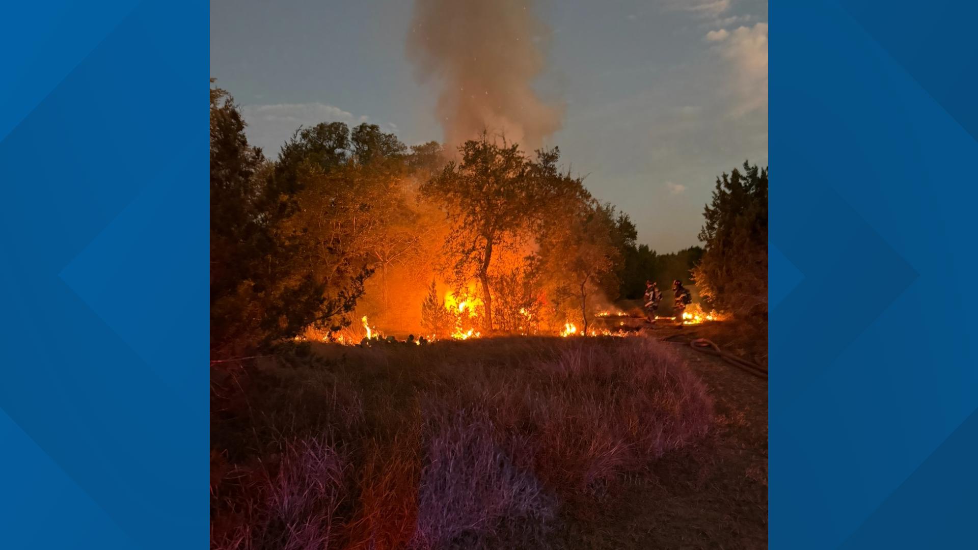 Georgetown fire impacts Cedar Lake neighborhood | kvue.com
