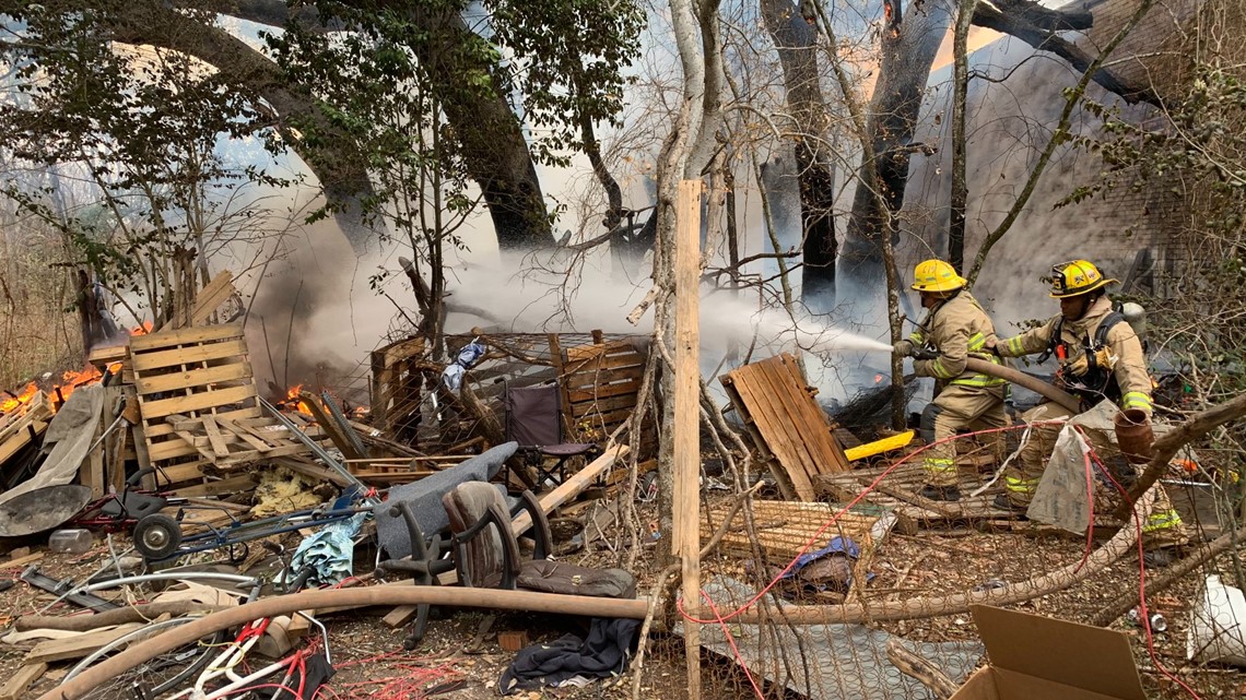 Austin firefighters respond to fire at East Austin homeless encampment ...