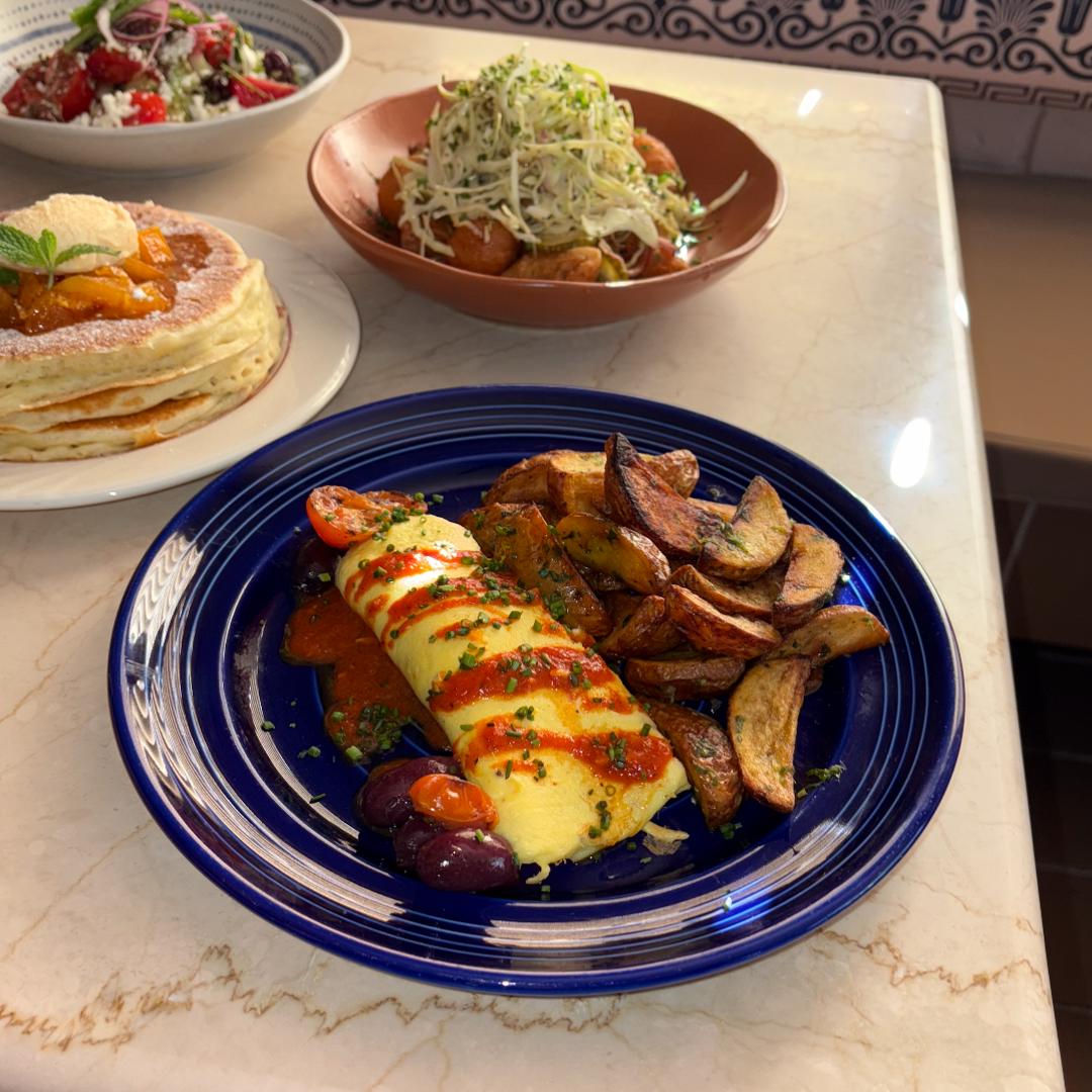The Greek Bar brings a slice of the Mediterranean to South Austin ...