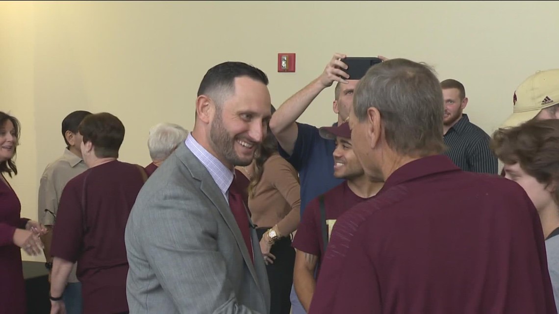 GJ Kinne introduced as new Texas State head coach | kvue.com