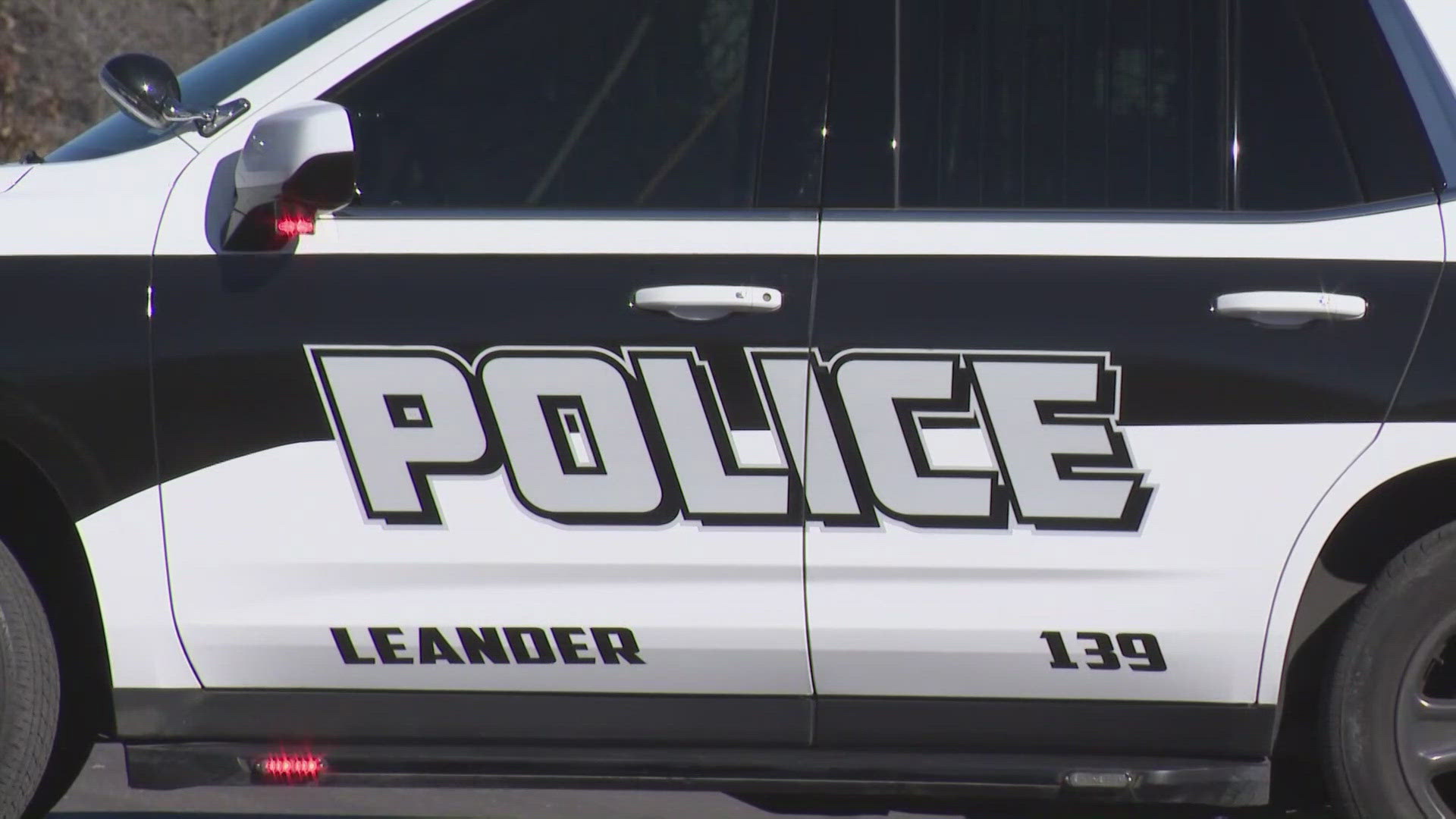 Police investigate bomb threat at Founders Academy in Leander | kvue.com