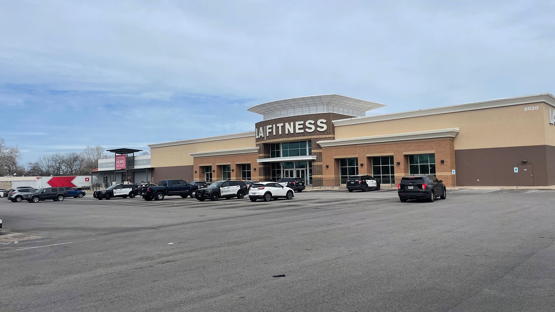 APD update after stabbing at LA Fitness in North Austin | kvue.com APD update after stabbing at LA Fitness in North Austin | kvue.com