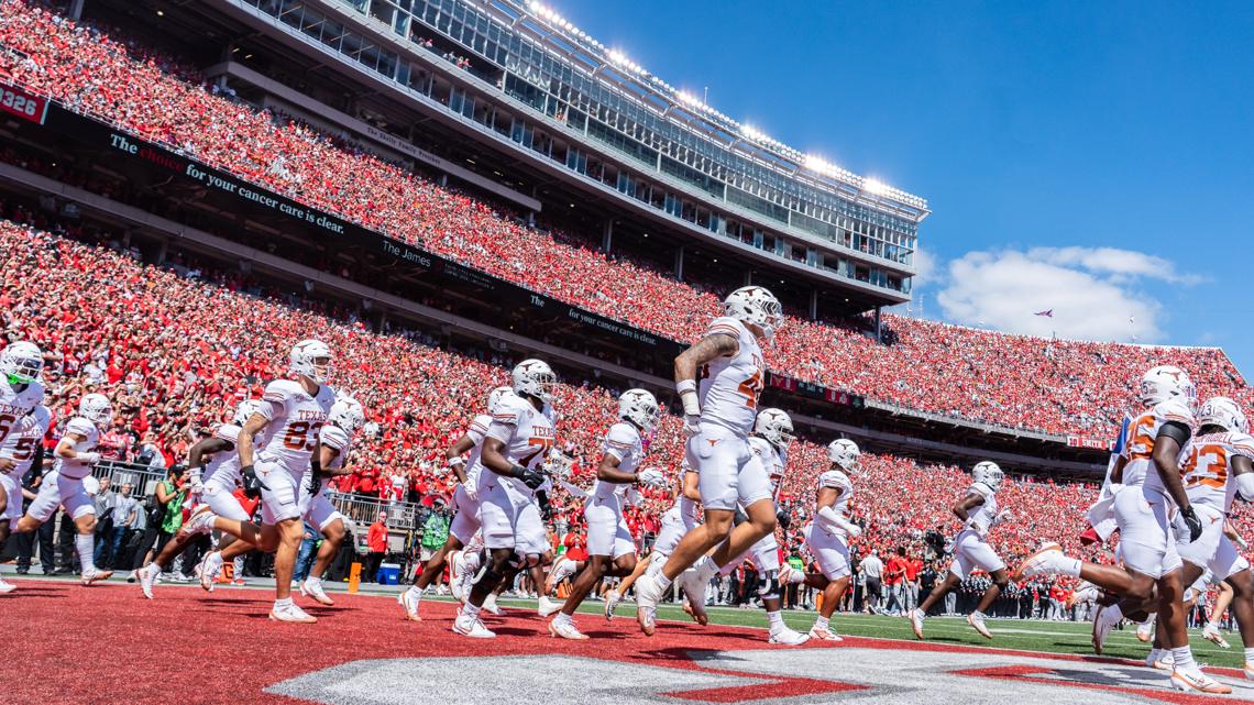 Here's where Texas stands on the new AP Top 25 College Football poll ...