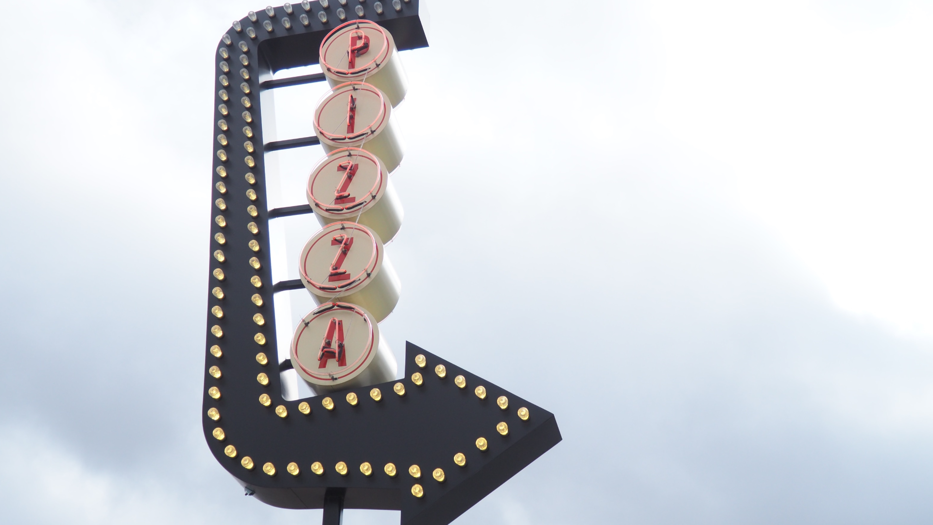 Keep Austin Local: Backspace Pizza | kvue.com